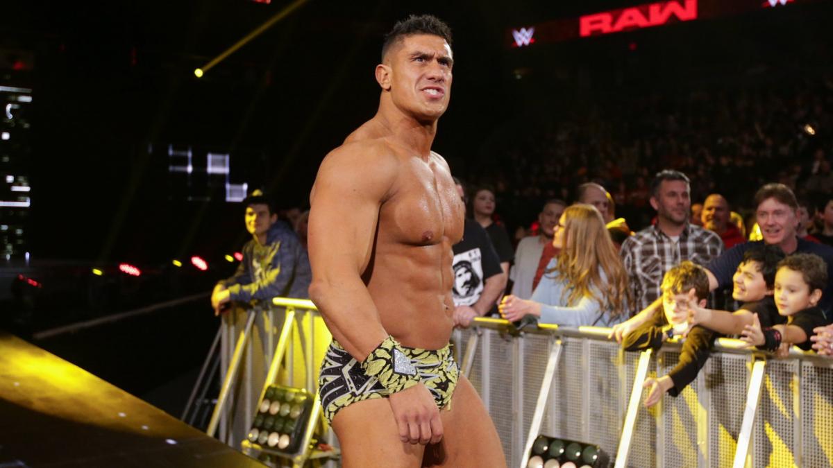 EC3 explica cómo logró mantener su nombre en WWE
